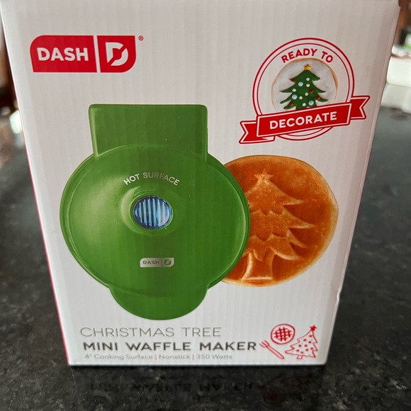 Dash | Kitchen | New Dash Christmas Tree Waffle Maker | Poshmark